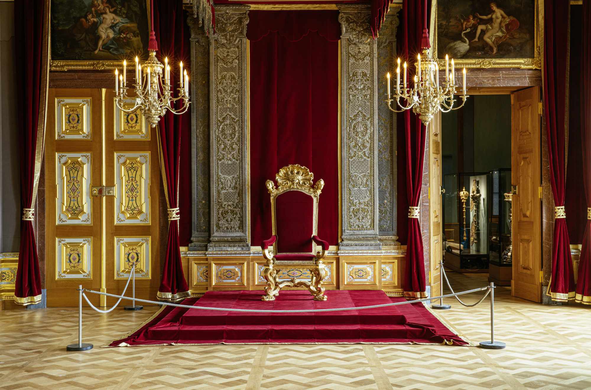 Wunderkammer und Wahrzeichen: Das Residenzschloss in Dresden • Dresden ...